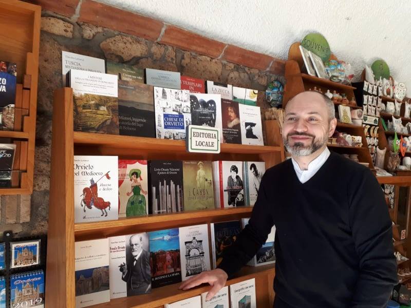 In arrivo la nuova Guida di Orvieto a cura di Marco Sciarra. Un atto d'amore per una città piena ...