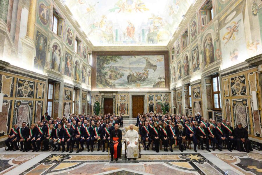 Anci Umbria, Gori e Ranieri in udienza da Papa Leone XIV. Una ...